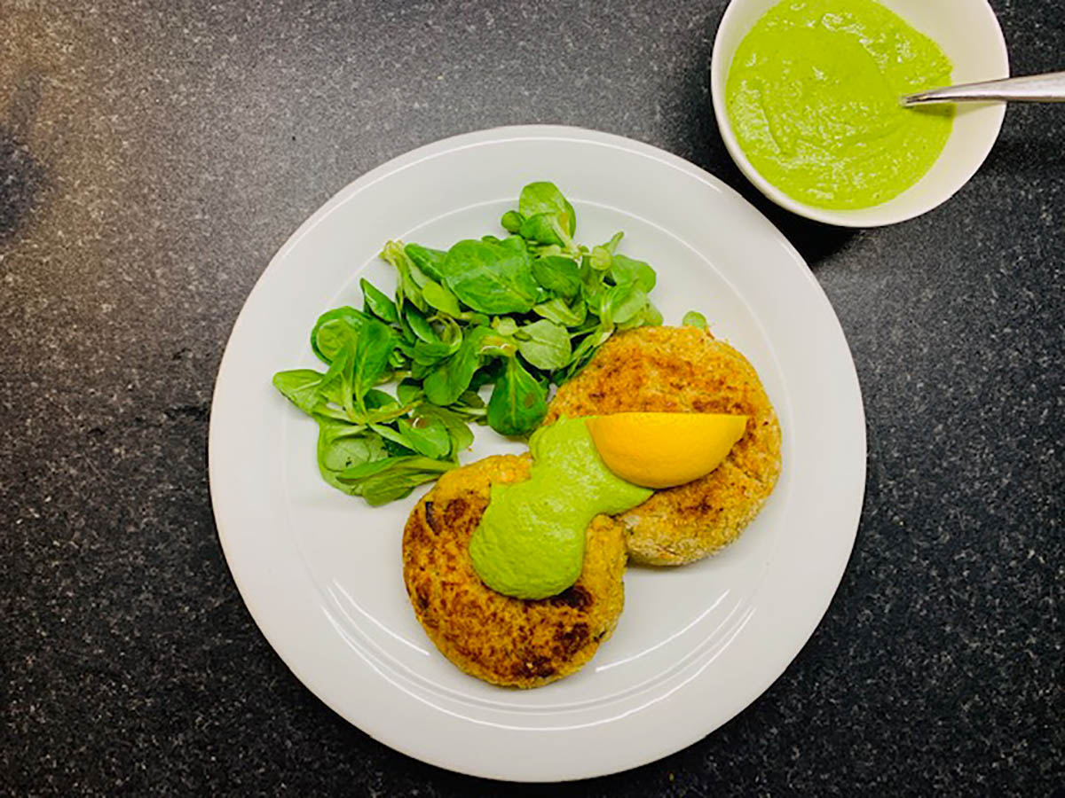 Easy Smoked mackerel fish cakes with Creamy pesto - HN Magazine