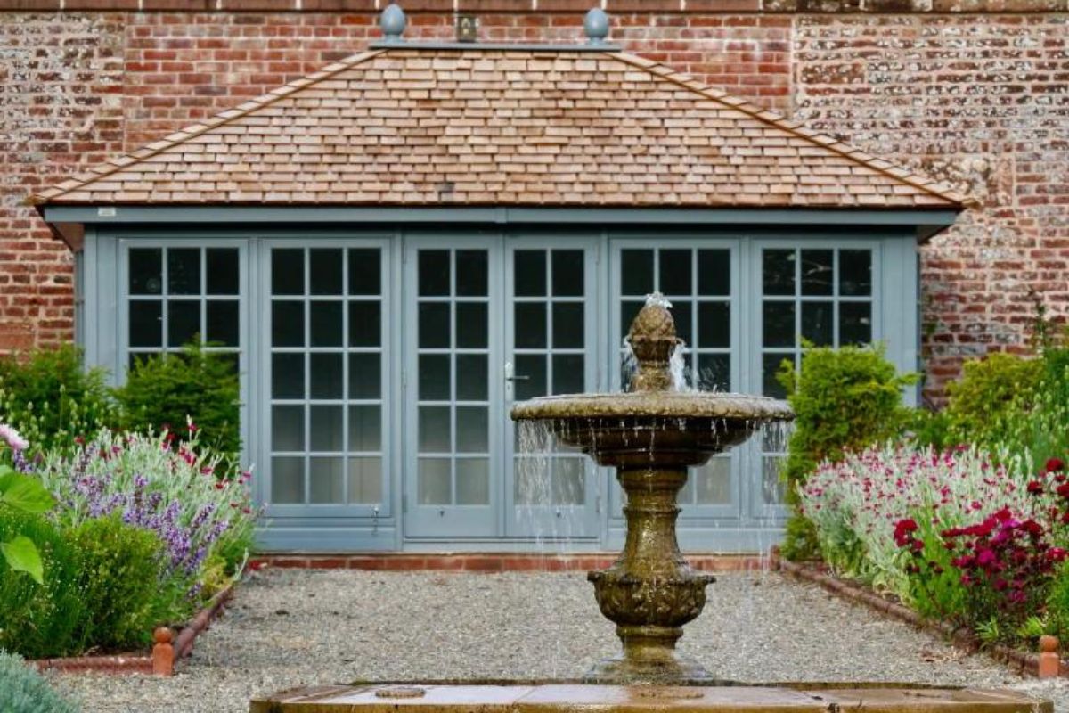 Netherby Hall; Combining Luxury and History and a Lot of Magic - HN ...
