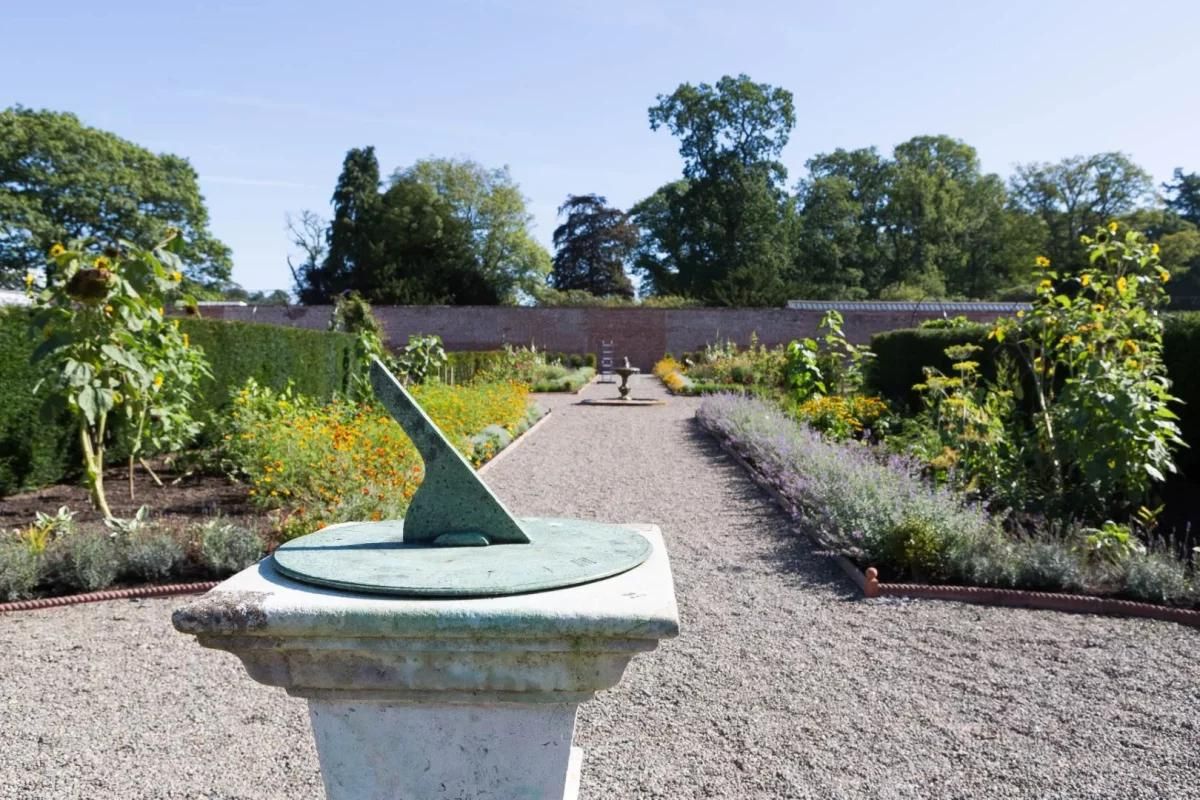 Netherby Hall; Combining Luxury and History and a Lot of Magic - HN ...