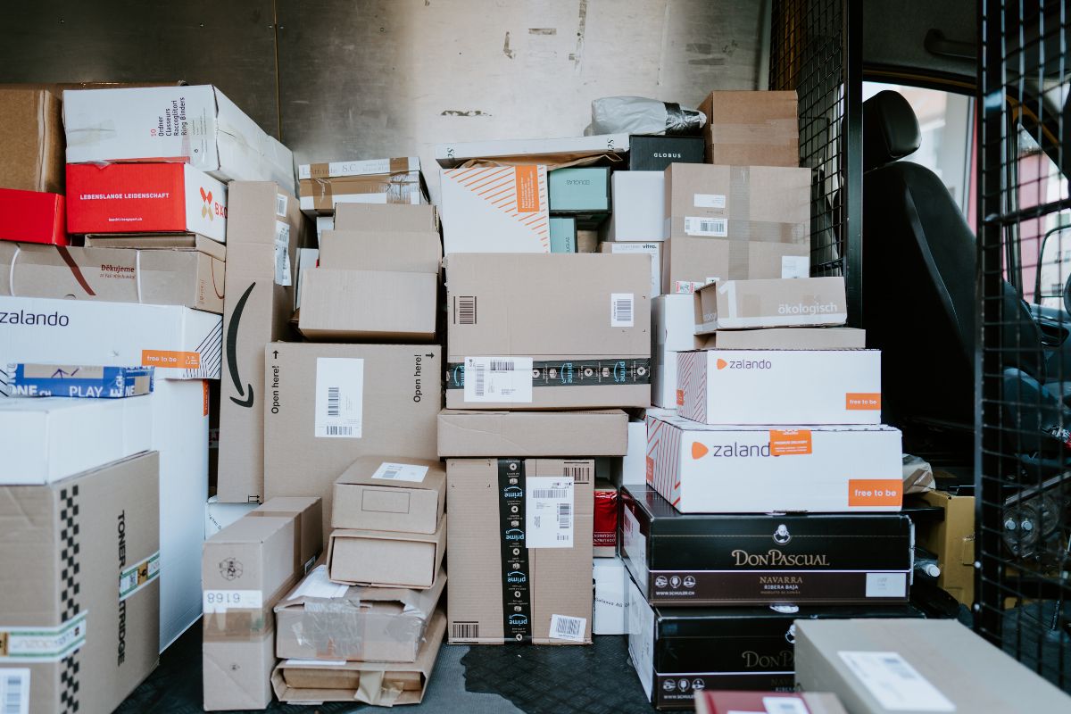 How Can I Report My Missing FedEx Shipment? - HN Magazine