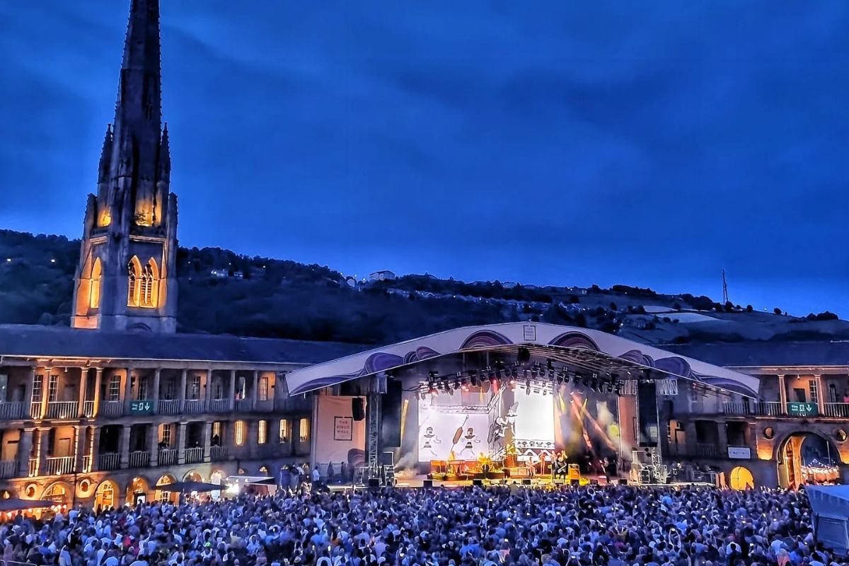 The Piece Hall Halifax Summer Gig Weekend Opens with a Bang! - HN Magazine