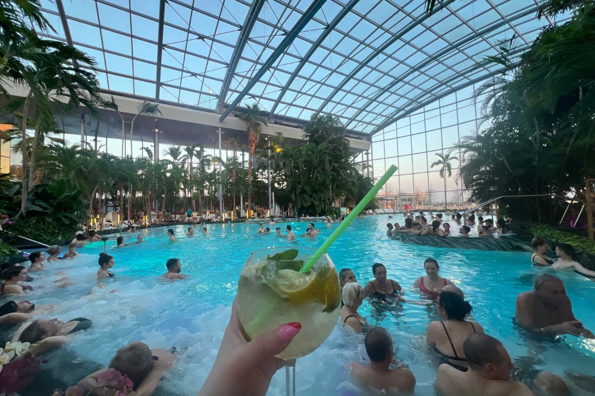 Therme Bucharest: The Spa Going Viral - HN Magazine