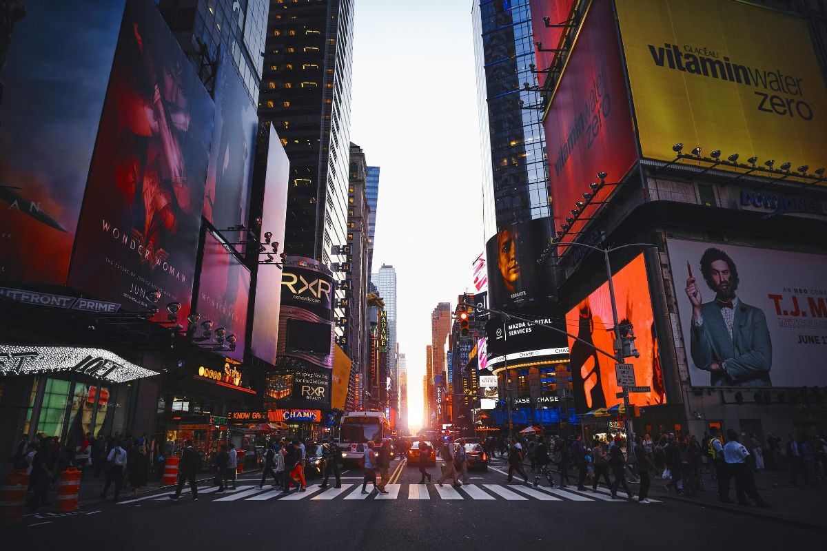 Hotel Price Comparison on 5 Booking Platforms - HN Magazine