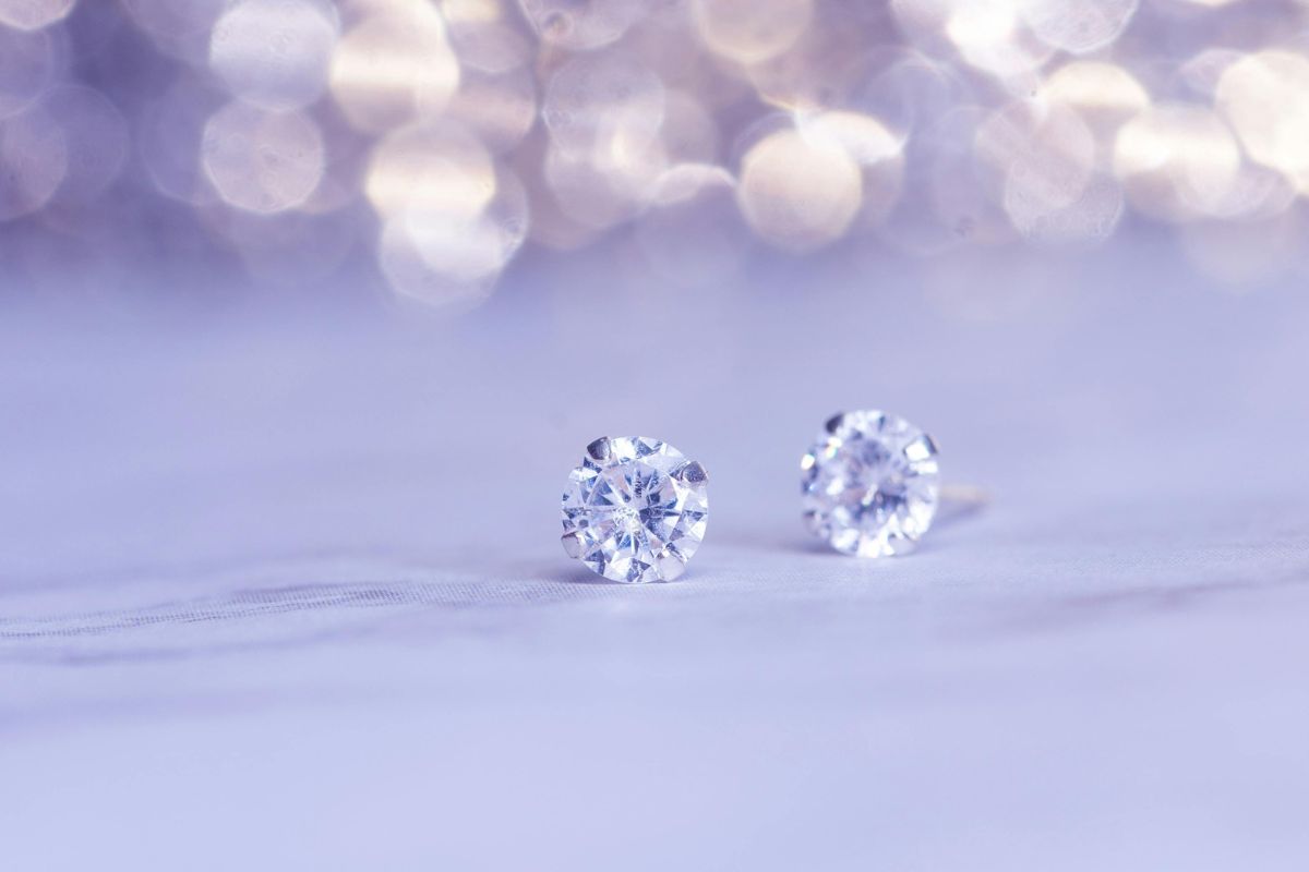 Why Diamonds Are Still the Ultimate Symbol of Luxury and Love - HN Magazine