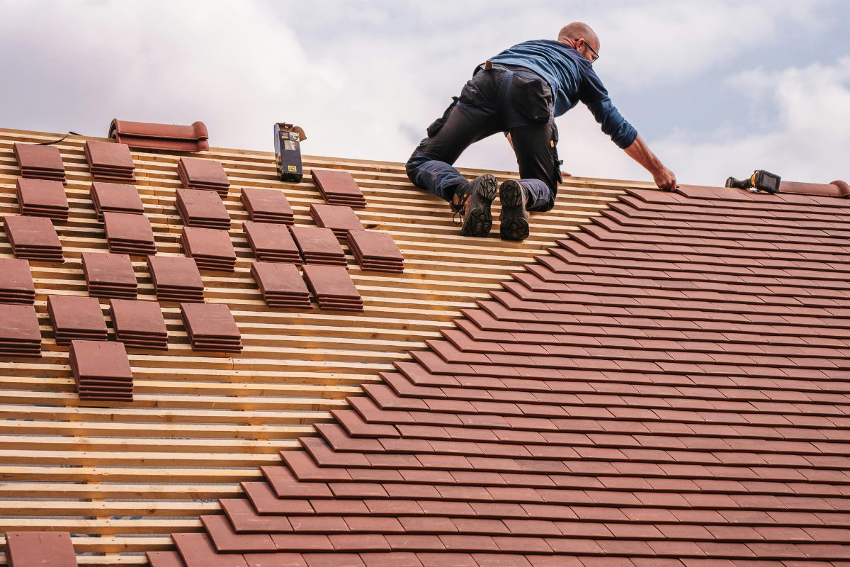 The 11 Best Roofers in London (Tested by Someone Who Got Burnt Before ...